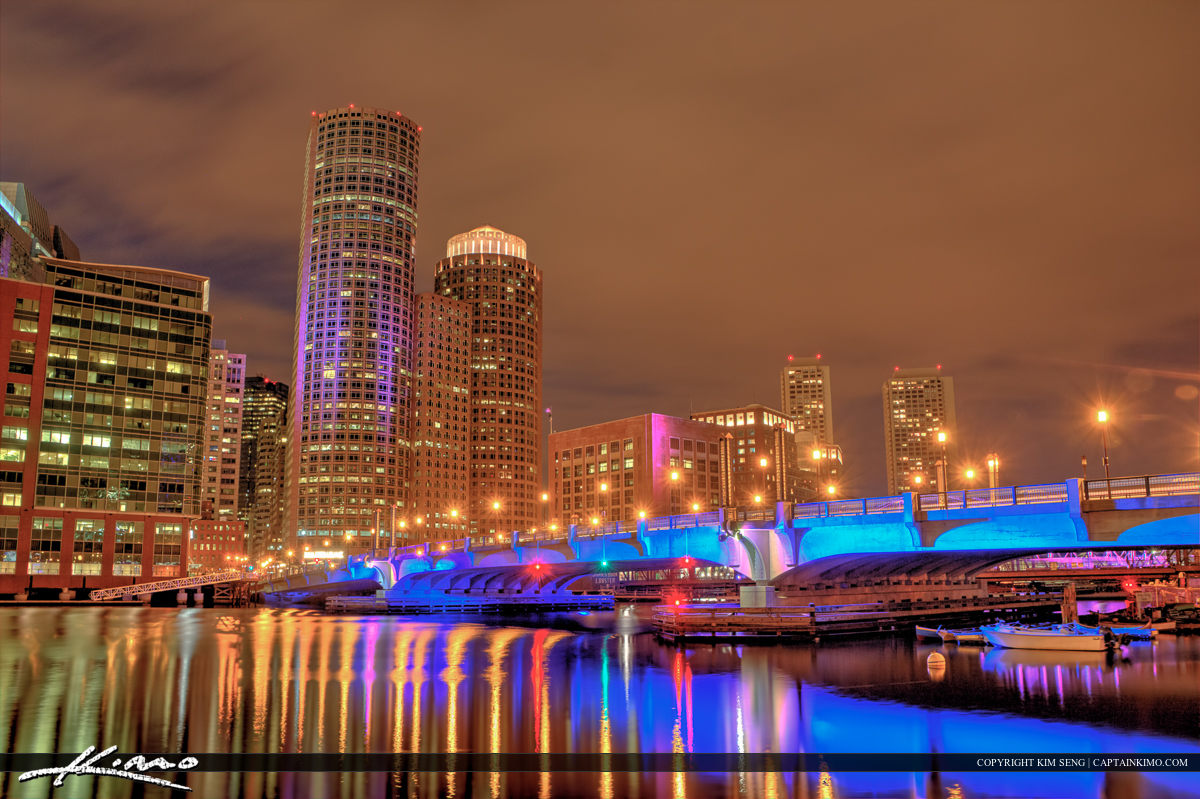 Boston Massachusetts guideline at bridge - Royal Stock Photo