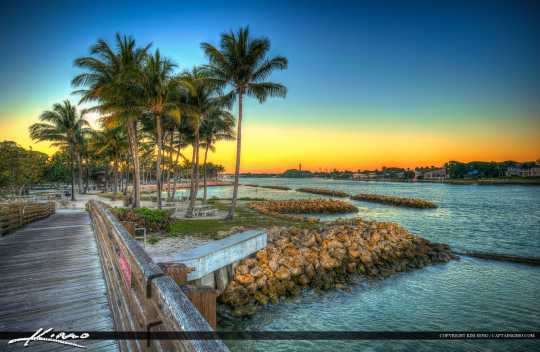 Jupiter Inlet Florida Sunrise at Dubois Park - Royal Stock Photo