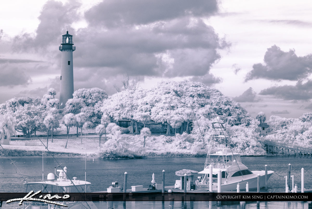 Jupiter Inlet Lighthouse from US1 Bridge | Royal Stock Photo