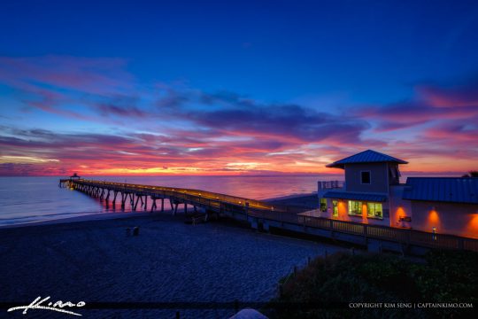 Deerfield Beach International Fishing Pier Entrance to the Pier - Royal ...