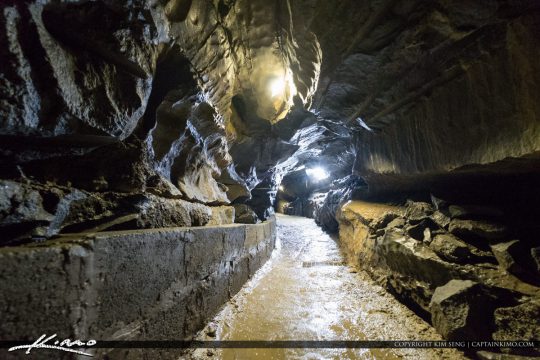 Tunnel View Doolin Cave Doolin Ireland - Royal Stock Photo