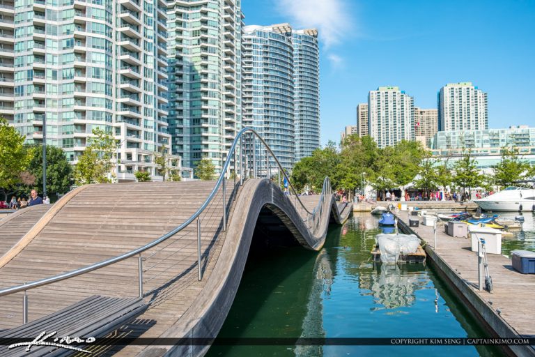 Waterfront Toronto Ontario Canada Toronto Waterfront Wavedeck at ...