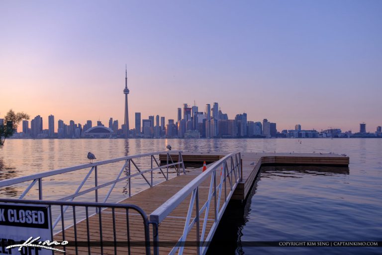 Floating Dock at Centre Island Skyline View Toronto Canada | Royal ...