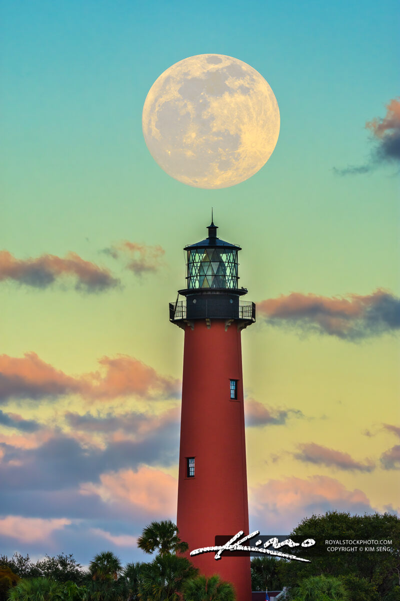 Jupiter Lighthouse Fullmoon 200210 | Royal Stock Photo