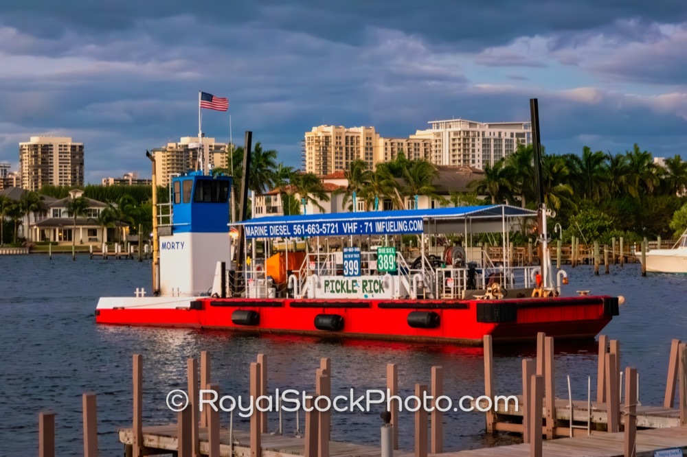 Waterfront Recreation Amenities for Fun and Adventure at Phil Foster ...