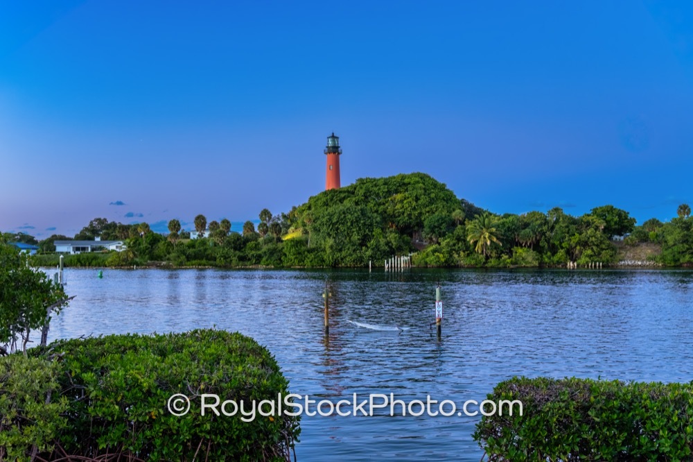 Captivating Waterfront Property Showcases Stunning Views of Jupiter ...