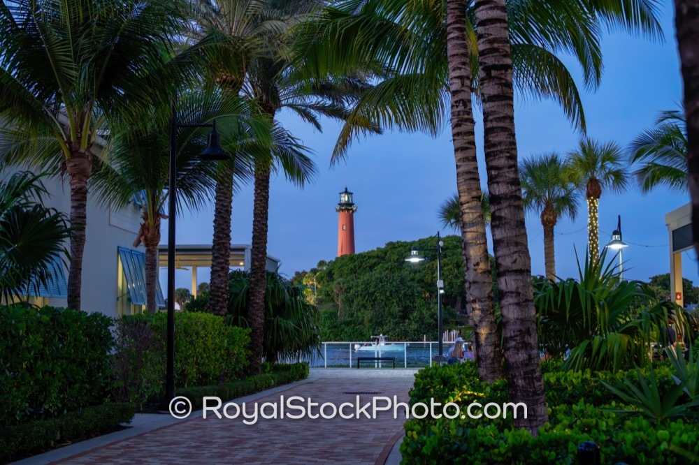 Luxurious Coastal Recreation Center Views Jupiter Inlet Lighthouse ...