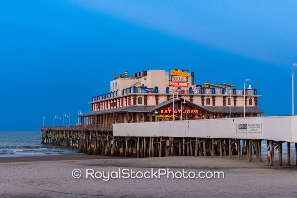 Visit Daytona Beach Main Street Pier for Relaxing Twilight Dining and ...