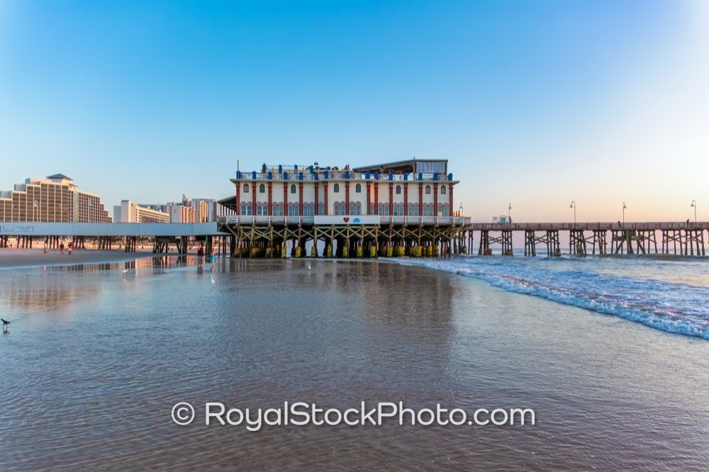 Unique Beachfront Experiences Await at Daytona Beach Main Street Pier ...